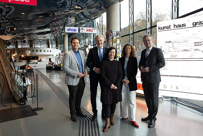 Mit sieben Ausstellungen und einer neuen Leiterin präsentiert sich das ...